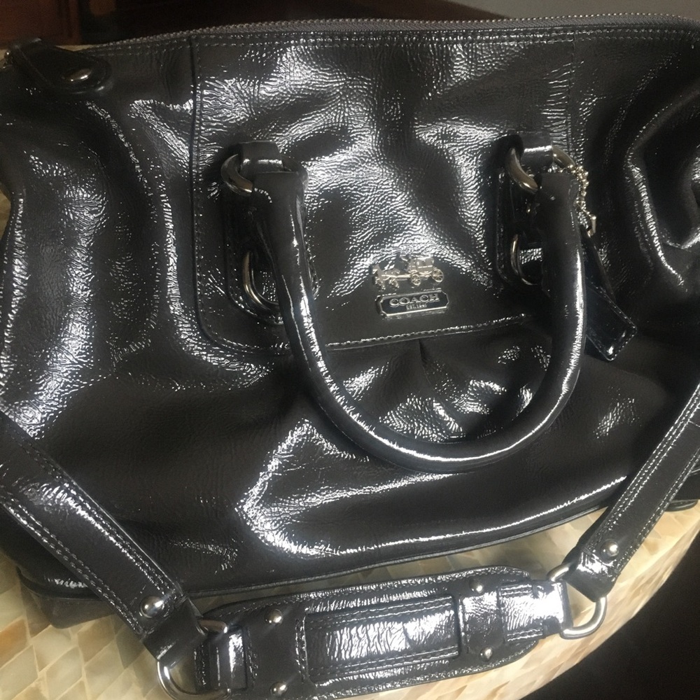 Coach Gray Patent Leather Shiny Purse Handbag - Gem